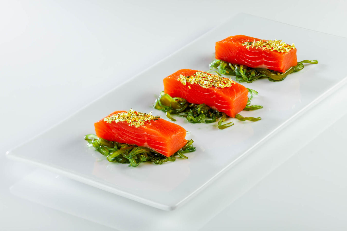 Ricetta Sashimi di salmone e oro alimentare | Gold Chef Manetti