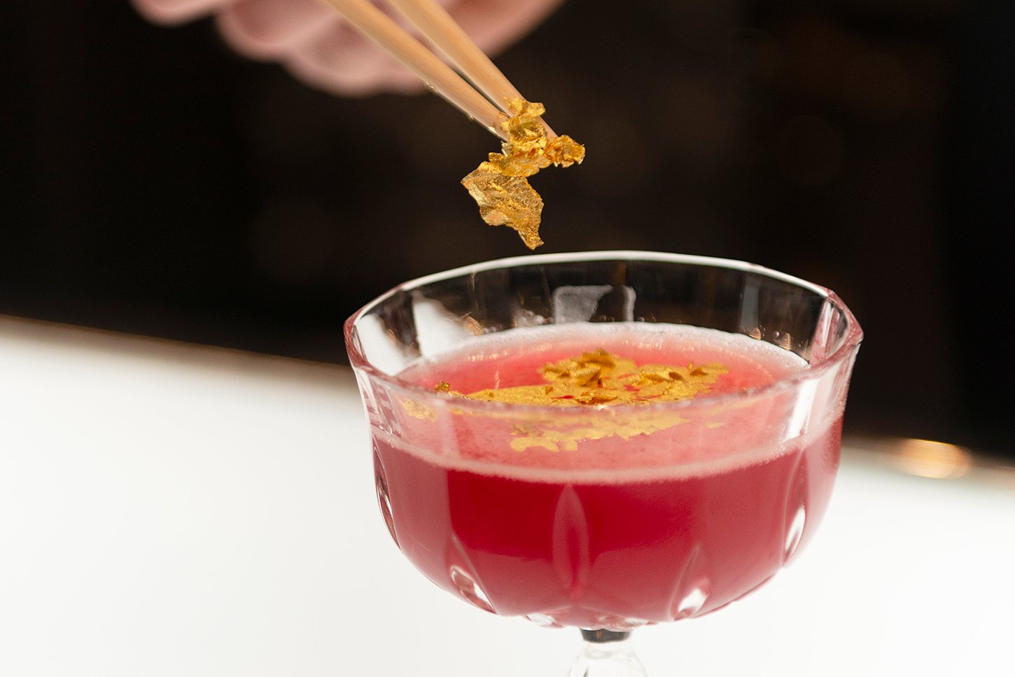 Cosmopolitan with edible gold recipe | Gold Chef Manetti